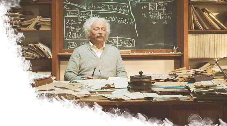 Einstein and the Bomb | Reviews - MAG THE WEEKLY